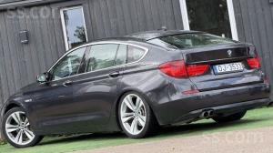 Black BMW 530 2010 in Riga, with an engine capacity of 3.00 L and mileage of 342 thousand km for 6950 €, photo 5 on AUTOMOTO.COM.LV