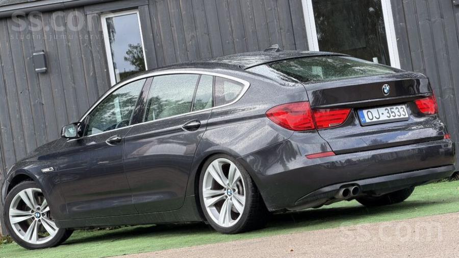 Black BMW 530 2010 in Riga, with an engine capacity of 3.00 L and mileage of 342 thousand km for 6950 €, photo 5 on AUTOMOTO.COM.LV