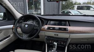 Black BMW 530 2010 in Riga, with an engine capacity of 3.00 L and mileage of 342 thousand km for 6950 €, photo 12 on AUTOMOTO.COM.LV
