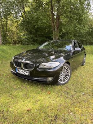 Black BMW 530 2010 in Tukums, with an engine capacity of 3.00 L and mileage of 296 thousand km for 10000 €, photo  on AUTOMOTO.COM.LV