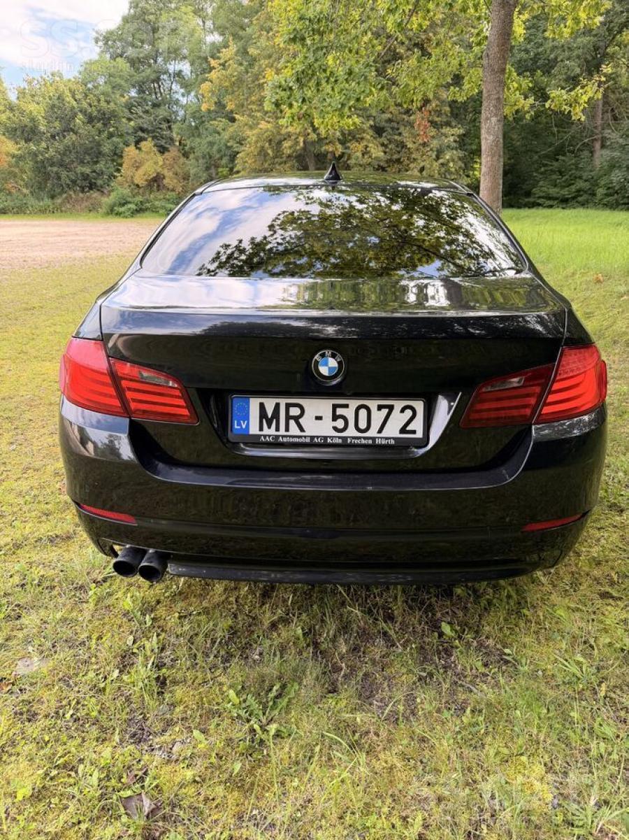 Melns BMW 530 2010 Tukums, ar dzinēja tilpumu 3.00 L un nobraukumu 296 tūkst. km par 10000 €, foto 5 vietnē AUTOMOTO.COM.LV