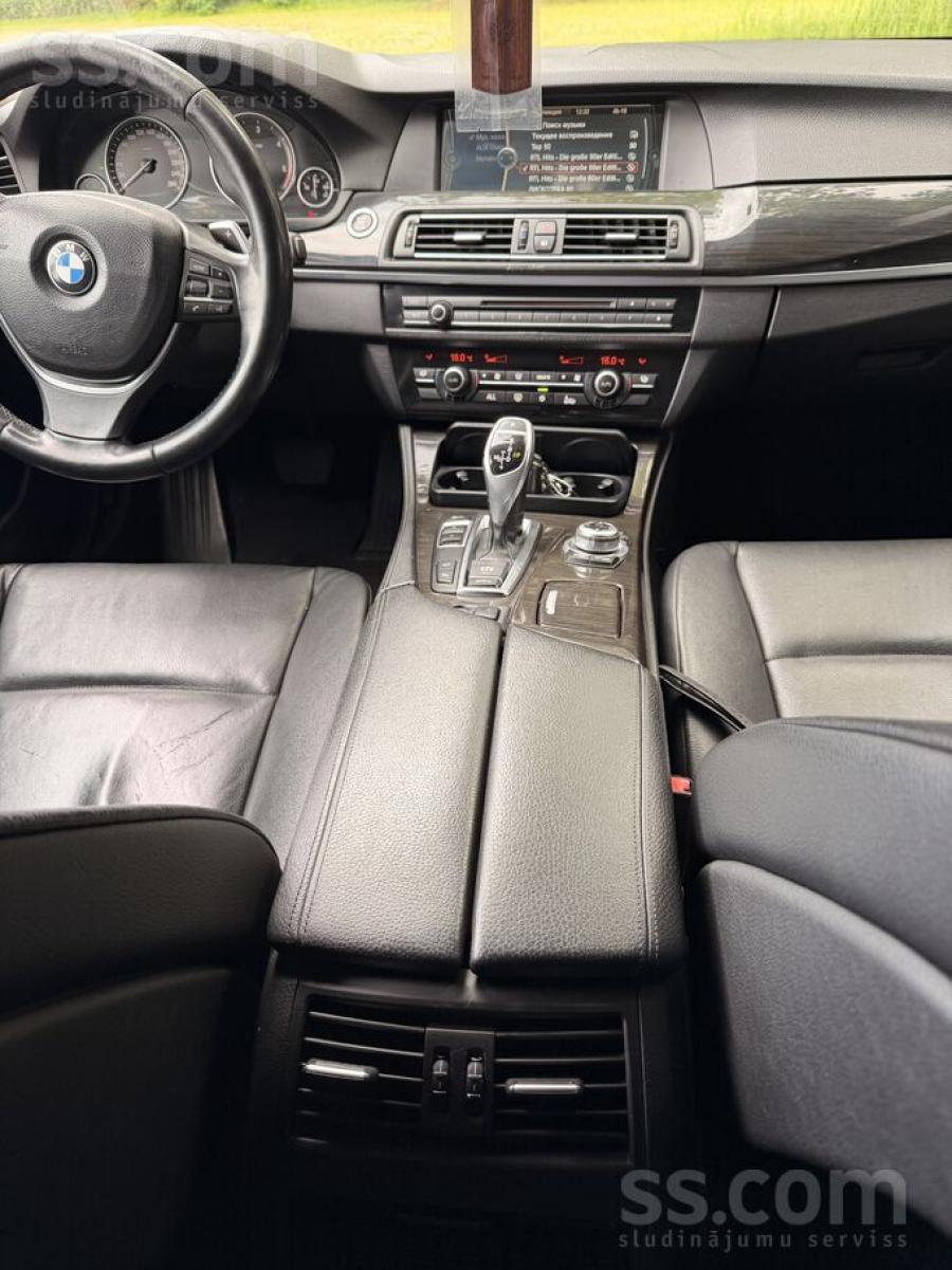 Melns BMW 530 2010 Tukums, ar dzinēja tilpumu 3.00 L un nobraukumu 296 tūkst. km par 10000 €, foto 11 vietnē AUTOMOTO.COM.LV