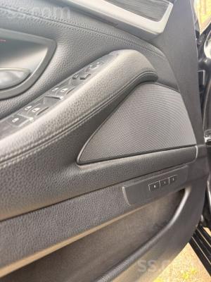 Melns BMW 530 2010 Tukums, ar dzinēja tilpumu 3.00 L un nobraukumu 296 tūkst. km par 10000 €, foto 15 vietnē AUTOMOTO.COM.LV