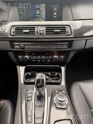 Melns BMW 530 2010 Tukums, ar dzinēja tilpumu 3.00 L un nobraukumu 296 tūkst. km par 10000 €, foto 17 vietnē AUTOMOTO.COM.LV