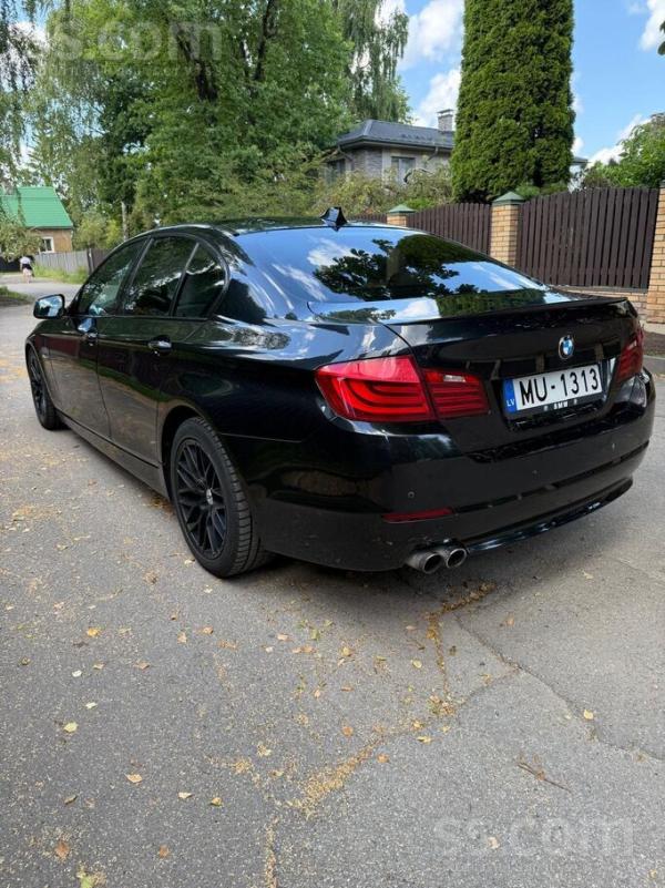 Melns BMW 530 2010 Rīga, ar dzinēja tilpumu 3.00 L un nobraukumu 287 tūkst. km par 9000 €, foto 5 vietnē AUTOMOTO.COM.LV