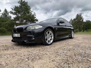 Melns BMW 530 2010 Viļņa, ar dzinēja tilpumu 3.00 L un nobraukumu 300 tūkst. km par 9350 €, foto 5 vietnē AUTOMOTO.COM.LV