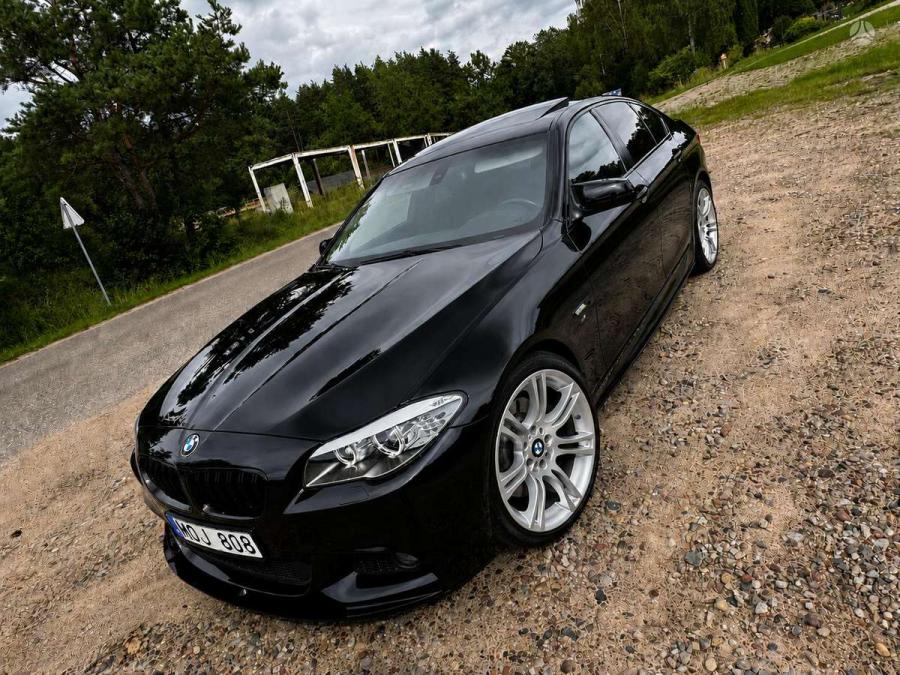 Melns BMW 530 2010 Viļņa, ar dzinēja tilpumu 3.00 L un nobraukumu 300 tūkst. km par 9350 €, foto 7 vietnē AUTOMOTO.COM.LV