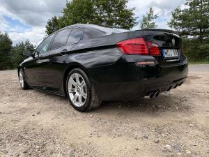 Melns BMW 530 2010 Viļņa, ar dzinēja tilpumu 3.00 L un nobraukumu 300 tūkst. km par 9350 €, foto 10 vietnē AUTOMOTO.COM.LV