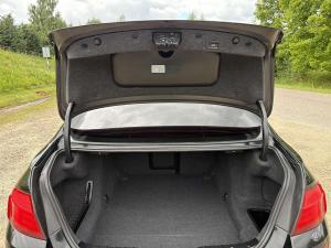 Melns BMW 530 2010 Viļņa, ar dzinēja tilpumu 3.00 L un nobraukumu 300 tūkst. km par 9350 €, foto 20 vietnē AUTOMOTO.COM.LV