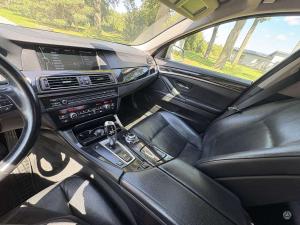 Melns BMW 530 2010 Viļņa, ar dzinēja tilpumu 3.00 L un nobraukumu 300 tūkst. km par 9350 €, foto 22 vietnē AUTOMOTO.COM.LV
