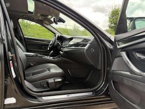 Melns BMW 530 2010 Viļņa, ar dzinēja tilpumu 3.00 L un nobraukumu 300 tūkst. km par 9350 €, foto 30 vietnē AUTOMOTO.COM.LV