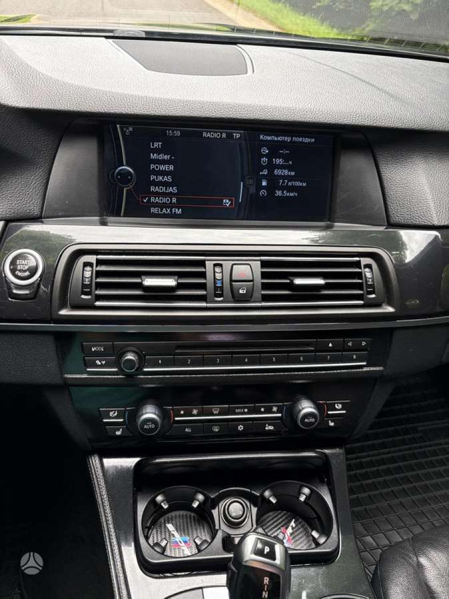 Melns BMW 530 2010 Viļņa, ar dzinēja tilpumu 3.00 L un nobraukumu 300 tūkst. km par 9350 €, foto 31 vietnē AUTOMOTO.COM.LV