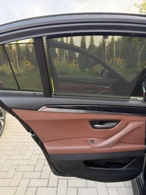 Black BMW 530 2010 in Vilnius, with an engine capacity of 3.00 L and mileage of 384 thousand km for 9999 €, photo 36 on AUTOMOTO.COM.LV