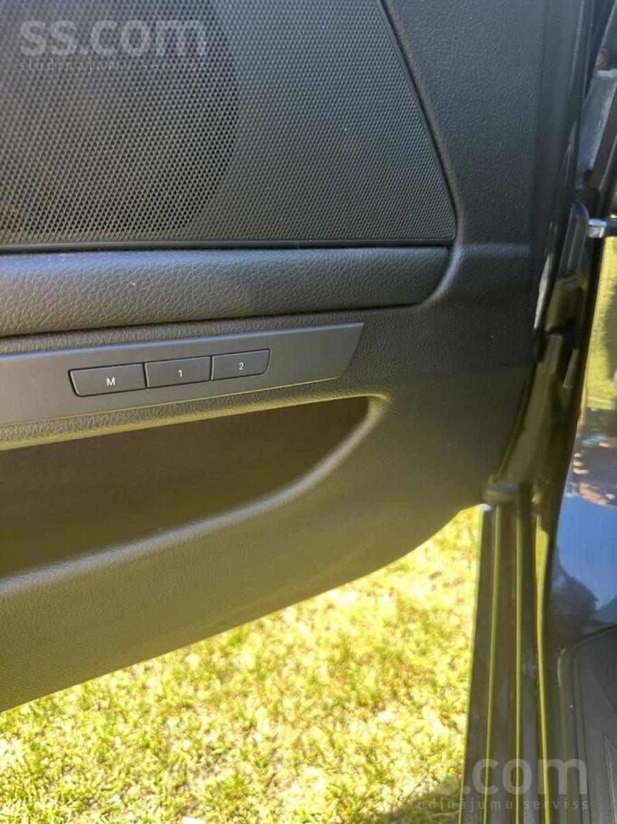 Melns BMW 530 2010 Rīga, ar dzinēja tilpumu 3.00 L un nobraukumu 343 tūkst. km par 7800 €, foto 5 vietnē AUTOMOTO.COM.LV