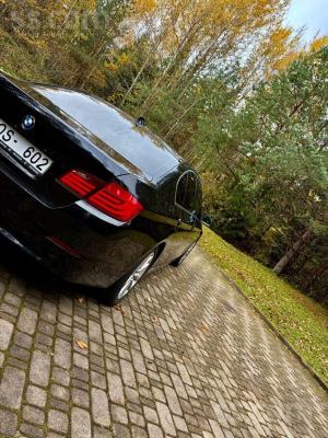 Black BMW 530 2010 in Rezekne, with an engine capacity of 3.00 L and mileage of 324 thousand km for 10800 €, photo 5 on AUTOMOTO.COM.LV