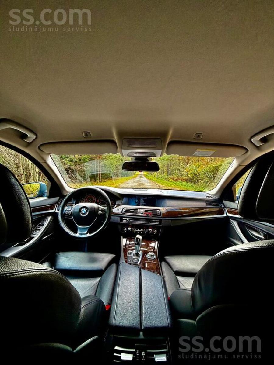 Black BMW 530 2010 in Rezekne, with an engine capacity of 3.00 L and mileage of 324 thousand km for 10800 €, photo 7 on AUTOMOTO.COM.LV