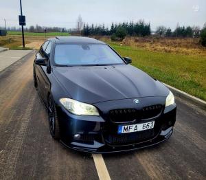 Melns BMW 530 2011 Viļņa, ar dzinēja tilpumu 3.00 L un nobraukumu 520 tūkst. km par 13500 €, foto  vietnē AUTOMOTO.COM.LV