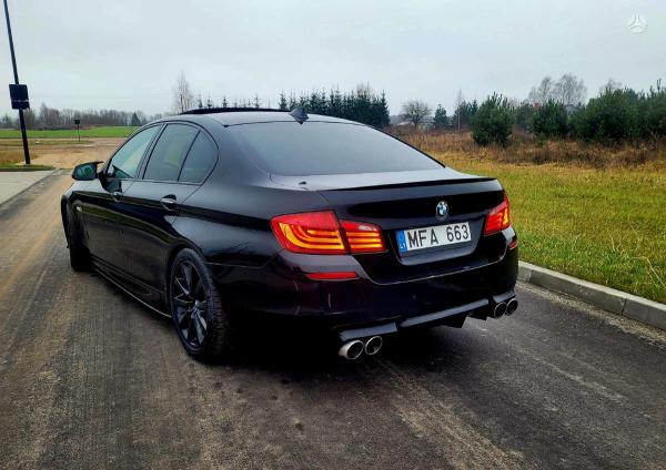 Black BMW 530 2011 in Vilnius, with an engine capacity of 3.00 L and mileage of 520 thousand km for 13500 €, photo 4 on AUTOMOTO.COM.LV