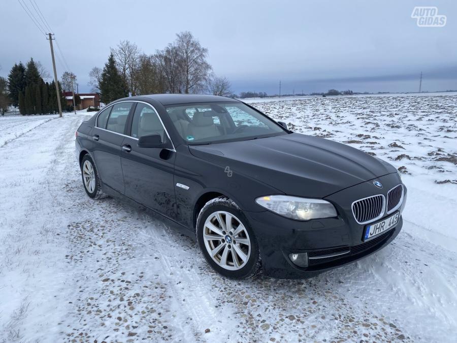 Melns BMW 530 2011 Marijampole, ar dzinēja tilpumu 3.00 L un nobraukumu 329 tūkst. km par 8700 €, foto 1 vietnē AUTOMOTO.COM.LV
