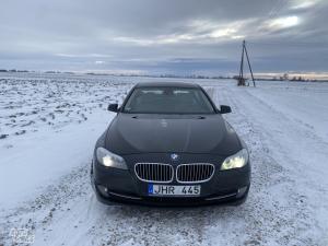 Melns BMW 530 2011 Marijampole, ar dzinēja tilpumu 3.00 L un nobraukumu 329 tūkst. km par 8700 €, foto 9 vietnē AUTOMOTO.COM.LV