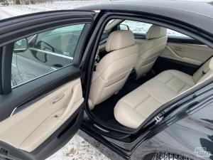 Melns BMW 530 2011 Marijampole, ar dzinēja tilpumu 3.00 L un nobraukumu 329 tūkst. km par 8700 €, foto 12 vietnē AUTOMOTO.COM.LV