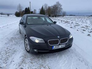 Black BMW 530 2011 in Marijampole, with an engine capacity of 2.99 L and mileage of 329 thousand km for 8700 €, photo 2 on AUTOMOTO.COM.LV