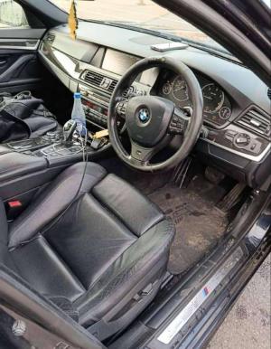 Melns BMW 530 2011 Kauņa, ar dzinēja tilpumu 2.99 L un nobraukumu 187 tūkst. km par 5900 €, foto 7 vietnē AUTOMOTO.COM.LV