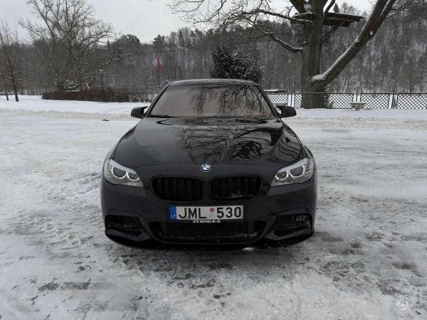 Black BMW 530 2011 in Vilnius, with an engine capacity of 2.99 L and mileage of 133 thousand km for 8550 €, photo 2 on AUTOMOTO.COM.LV