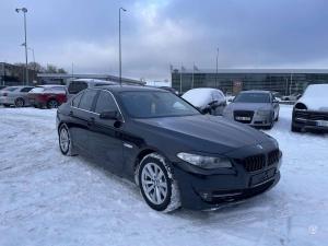 Melns BMW 530 2011 Kauņa, ar dzinēja tilpumu 2.99 L un nobraukumu 263 tūkst. km par 9700 €, foto  vietnē AUTOMOTO.COM.LV