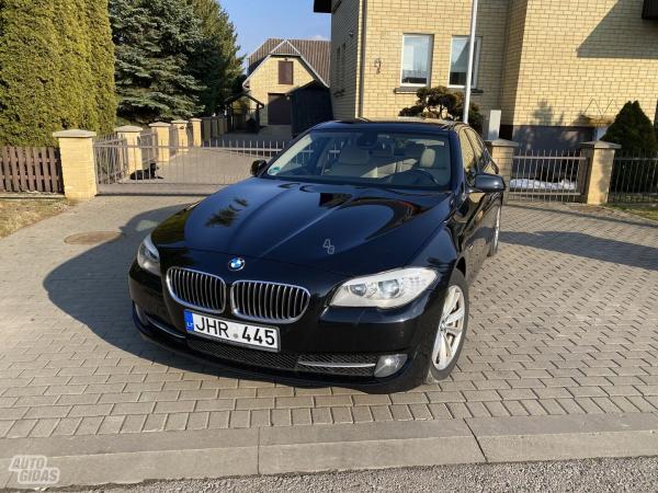 Black BMW 530 2011 in Marijampole, with an engine capacity of 3.00 L and mileage of 330 thousand km for 7800 €, photo 4 on AUTOMOTO.COM.LV