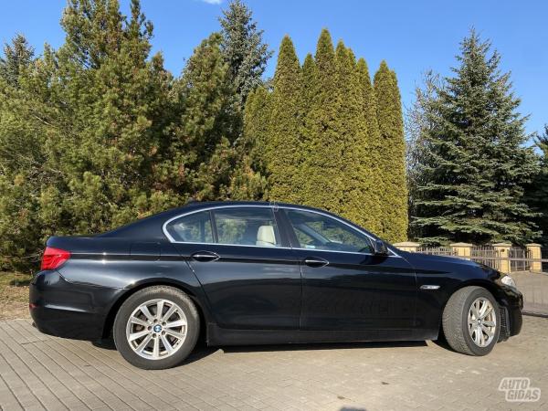 Black BMW 530 2011 in Marijampole, with an engine capacity of 3.00 L and mileage of 330 thousand km for 7800 €, photo 5 on AUTOMOTO.COM.LV