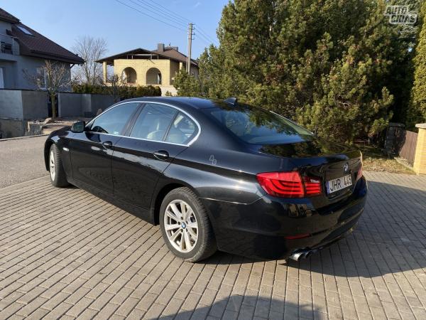Black BMW 530 2011 in Marijampole, with an engine capacity of 3.00 L and mileage of 330 thousand km for 7800 €, photo 8 on AUTOMOTO.COM.LV