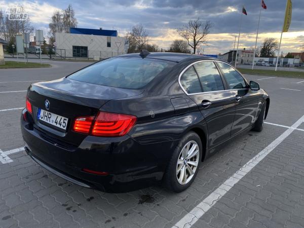 Black BMW 530 2011 in Marijampole, with an engine capacity of 3.00 L and mileage of 330 thousand km for 7500 €, photo 3 on AUTOMOTO.COM.LV