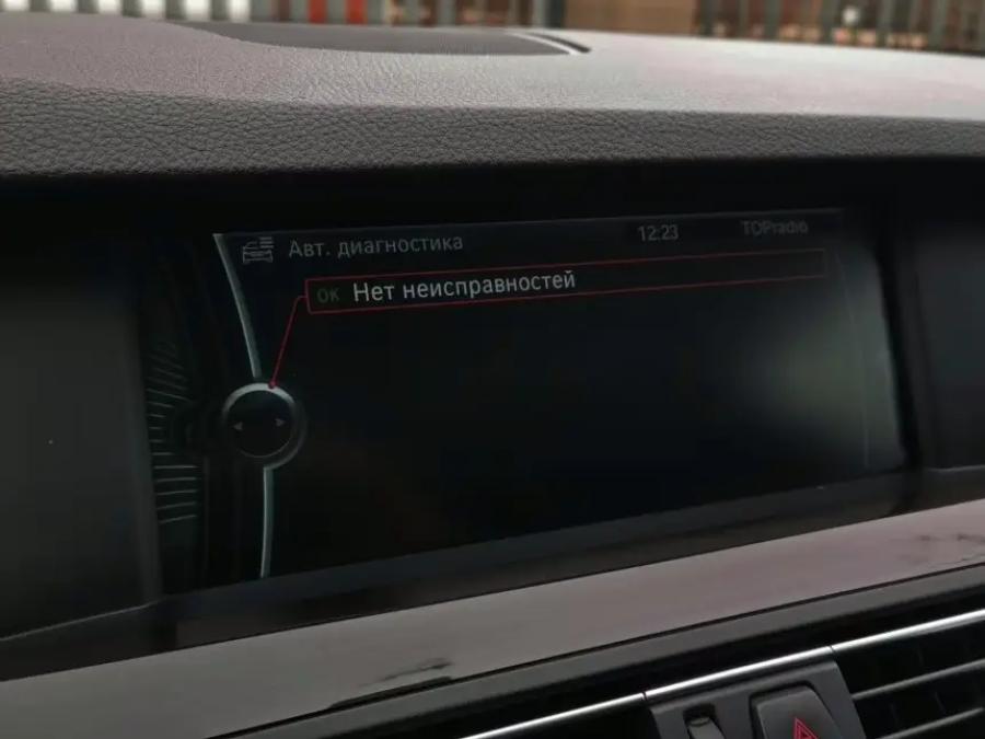 Melns BMW 530 2011 Rīga, ar dzinēja tilpumu 3.00 L un nobraukumu 365 tūkst. km par 9590 €, foto 21 vietnē AUTOMOTO.COM.LV