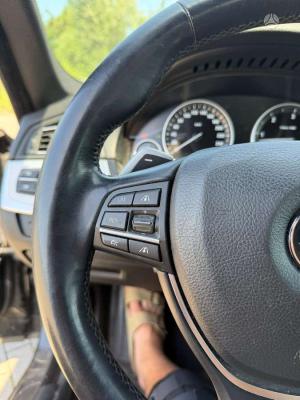 Black BMW 530 2011 in Marijampole, with an engine capacity of 3.00 L and mileage of 301 thousand km for 6100 €, photo 18 on AUTOMOTO.COM.LV