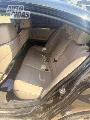 Melns BMW 530 2011 Širvintos, ar dzinēja tilpumu 3.00 L un nobraukumu 281 tūkst. km par 5000 €, foto 4 vietnē AUTOMOTO.COM.LV
