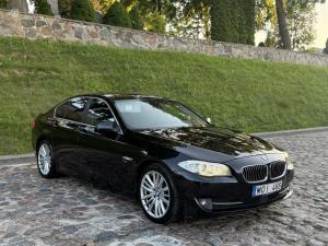 Melns BMW 530 2011 Alīta, ar dzinēja tilpumu 2.99 L un nobraukumu 340 tūkst. km par 9200 €, foto 15 vietnē AUTOMOTO.COM.LV