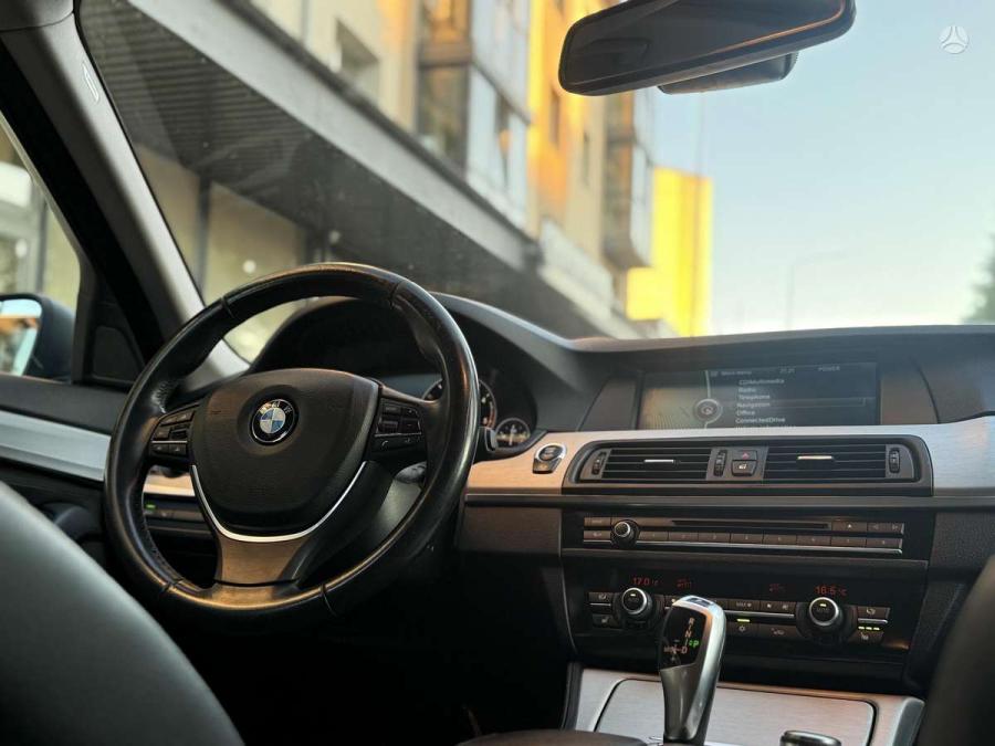 Melns BMW 530 2011 Alīta, ar dzinēja tilpumu 2.99 L un nobraukumu 340 tūkst. km par 9200 €, foto 32 vietnē AUTOMOTO.COM.LV