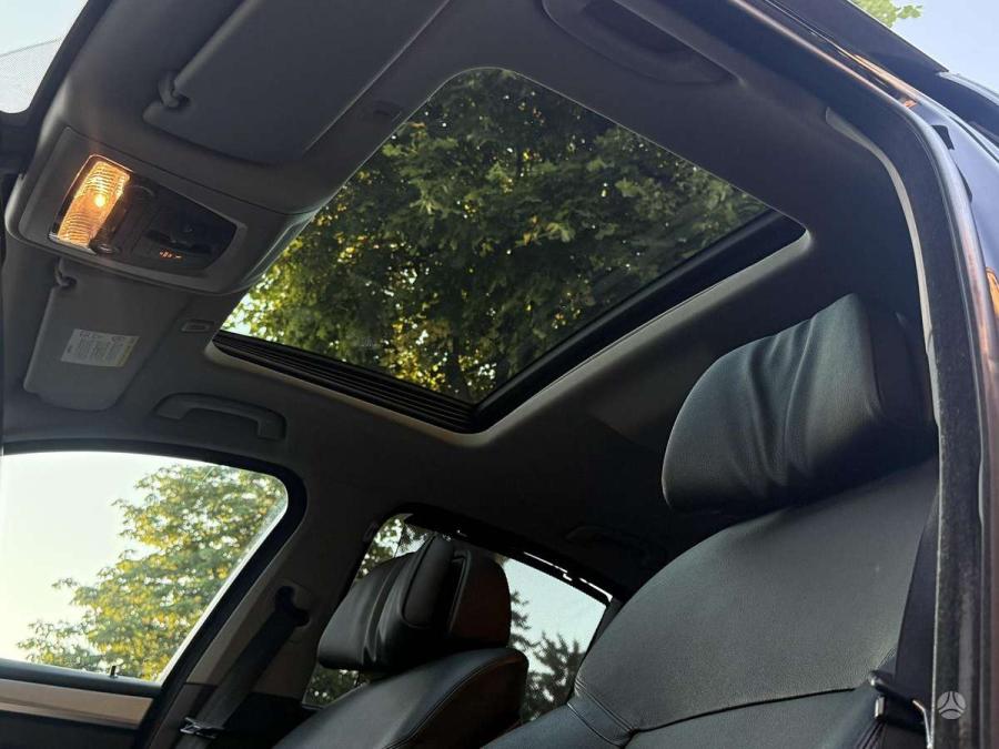 Melns BMW 530 2011 Alīta, ar dzinēja tilpumu 2.99 L un nobraukumu 340 tūkst. km par 9200 €, foto 46 vietnē AUTOMOTO.COM.LV