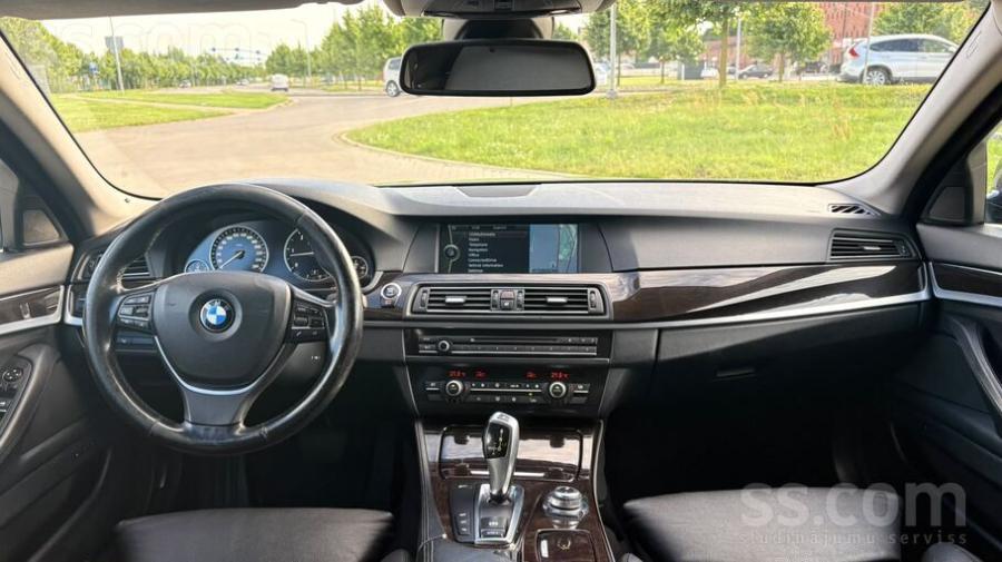 Melns BMW 530 2011 Liepāja, ar dzinēja tilpumu 3.00 L un nobraukumu 273 tūkst. km par 10950 €, foto 21 vietnē AUTOMOTO.COM.LV