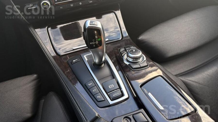 Melns BMW 530 2011 Liepāja, ar dzinēja tilpumu 3.00 L un nobraukumu 273 tūkst. km par 10950 €, foto 22 vietnē AUTOMOTO.COM.LV
