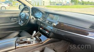 Melns BMW 530 2011 Liepāja, ar dzinēja tilpumu 3.00 L un nobraukumu 273 tūkst. km par 10950 €, foto 23 vietnē AUTOMOTO.COM.LV