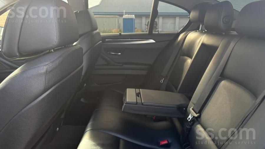 Melns BMW 530 2011 Liepāja, ar dzinēja tilpumu 3.00 L un nobraukumu 273 tūkst. km par 10950 €, foto 28 vietnē AUTOMOTO.COM.LV