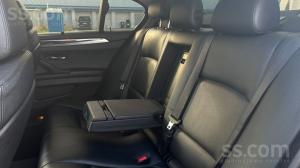 Melns BMW 530 2011 Liepāja, ar dzinēja tilpumu 3.00 L un nobraukumu 273 tūkst. km par 10950 €, foto 29 vietnē AUTOMOTO.COM.LV