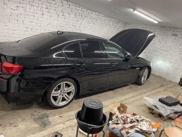 Melns BMW 530 2011 Rīga, ar dzinēja tilpumu 3.00 L un nobraukumu 295 tūkst. km par 13500 €, foto 2 vietnē AUTOMOTO.COM.LV