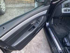 Black BMW 530 2011 in Riga, with an engine capacity of 3.00 L and mileage of 295 thousand km for 13500 €, photo 6 on AUTOMOTO.COM.LV