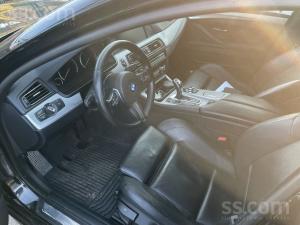 Black BMW 530 2011 in Riga, with an engine capacity of 3.00 L and mileage of 295 thousand km for 13500 €, photo 7 on AUTOMOTO.COM.LV