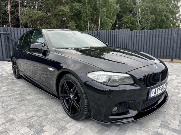 Black BMW 530 2011 in Vilnius, with an engine capacity of 2.99 L and mileage of 401 thousand km for 8800 €, photo 3 on AUTOMOTO.COM.LV