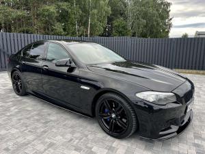 Black BMW 530 2011 in Vilnius, with an engine capacity of 2.99 L and mileage of 401 thousand km for 8800 €, photo 5 on AUTOMOTO.COM.LV