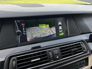 Black BMW 530 2011 in Vilnius, with an engine capacity of 2.99 L and mileage of 401 thousand km for 8800 €, photo 22 on AUTOMOTO.COM.LV